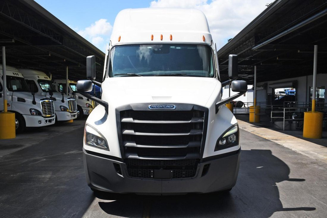 2021 Freightliner Cascadia In Miami, Fl, United States For Sale (14162959)