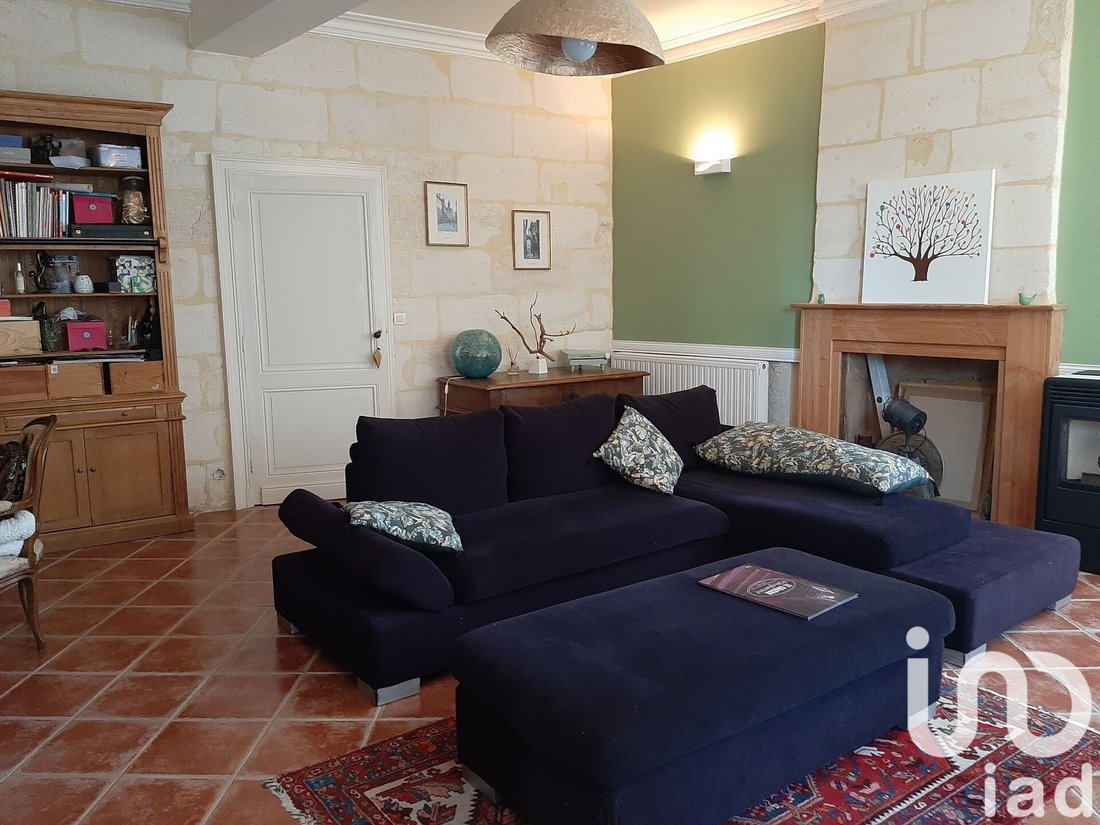 Vente Maison De Village 8 Pièces In Fronsac, Nouvelle Aquitaine, France ...