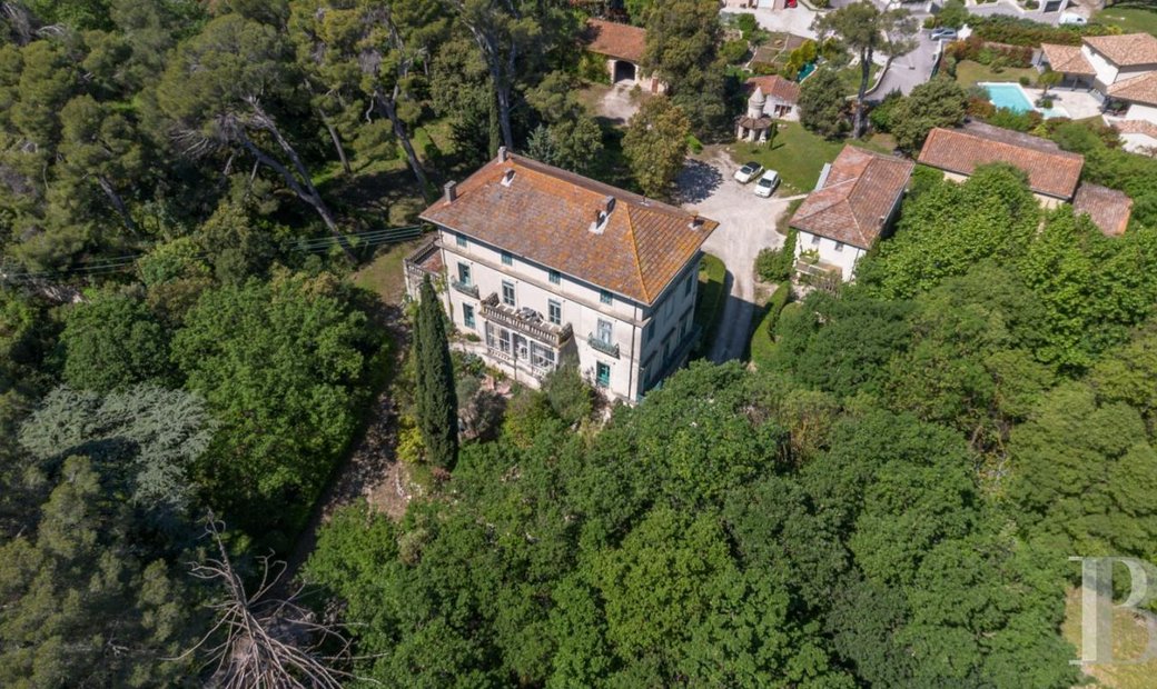 An Impressive 19th Century Family House And In Montpellier, Occitanie ...