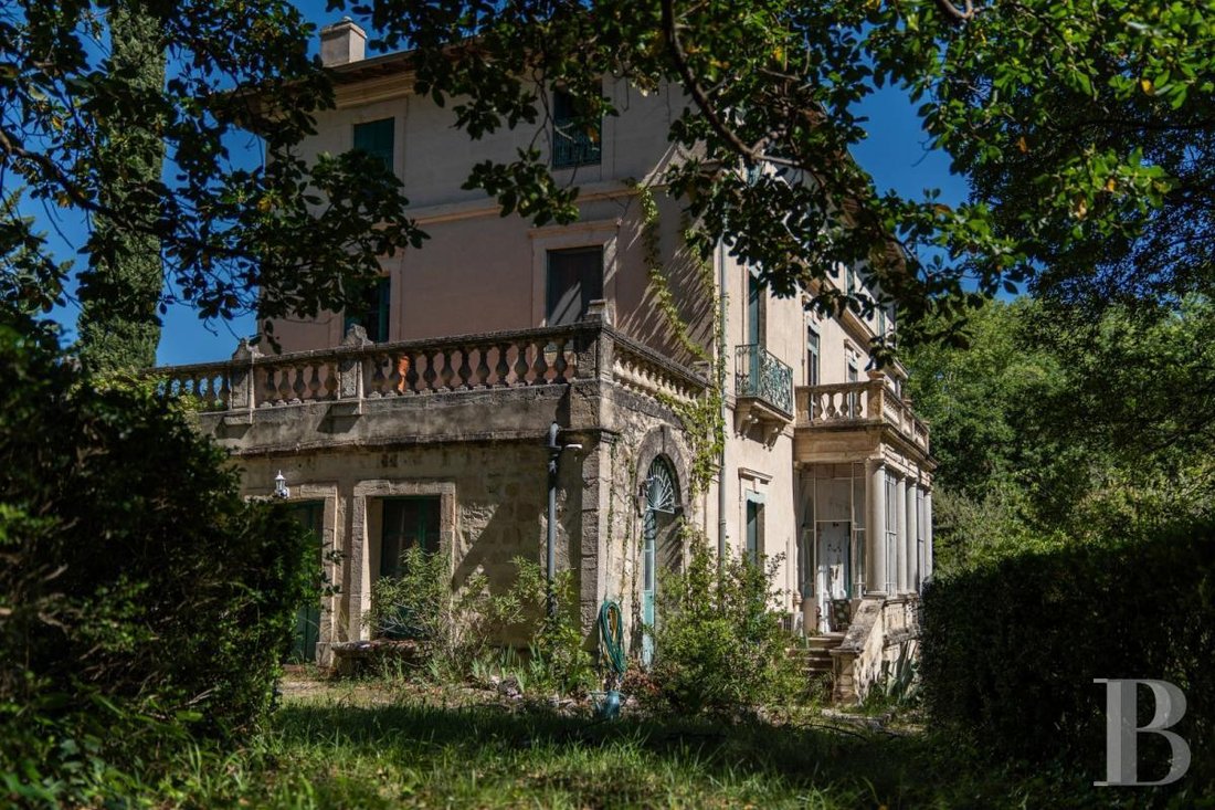 An Impressive 19th Century Family House And In Montpellier, Occitanie ...