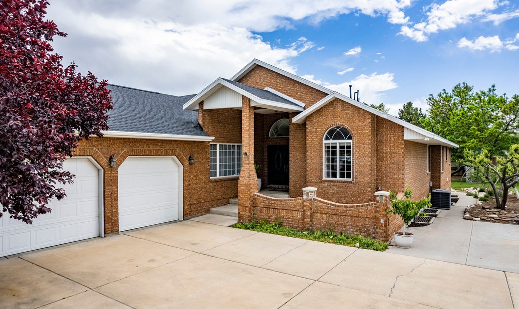 Rambler De Ladrillo Bellamente Remodelado En South Jordan, Utah ...