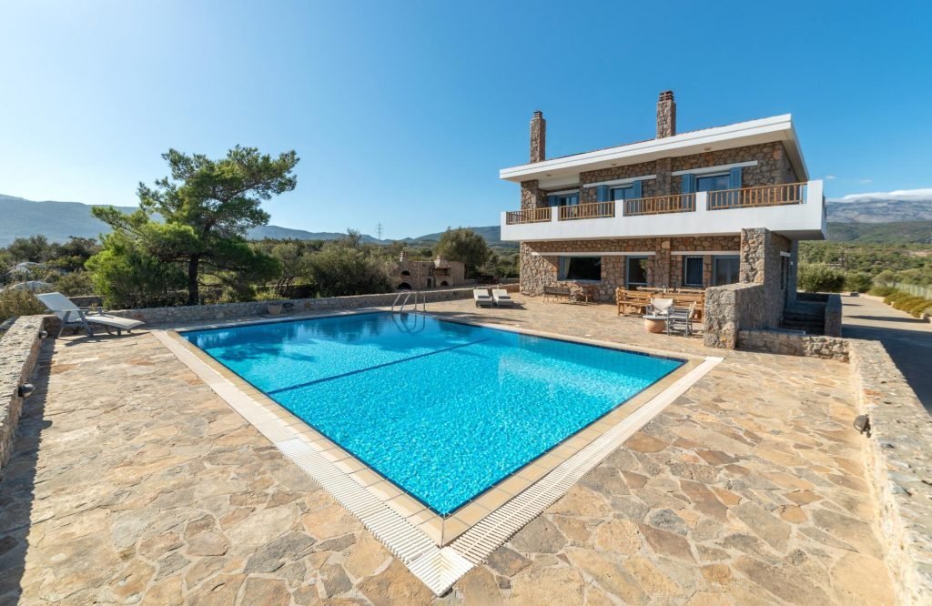 Stone Villa With Beautiful Pool & Sea Views, Walking Distance To In ...