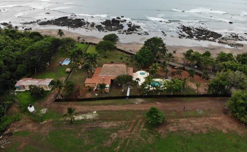 Luxury beachfront homes for sale in Purio, Panama | JamesEdition