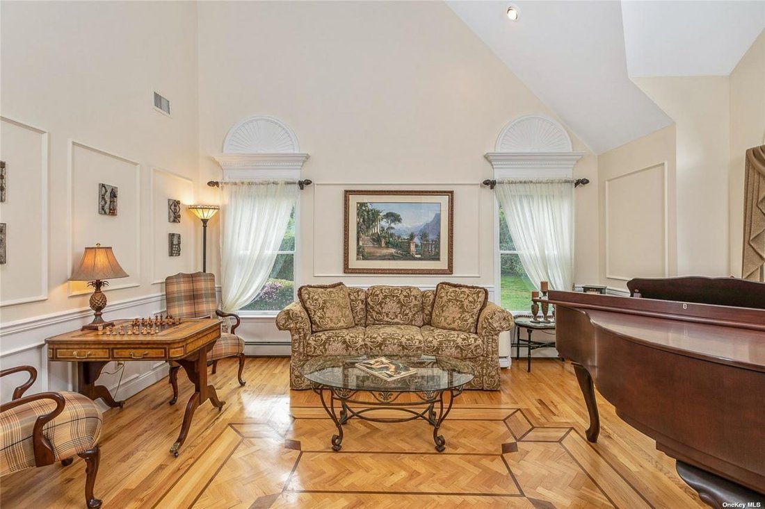 Stunning Post Modern Colonial With In Saint James, New York, United ...