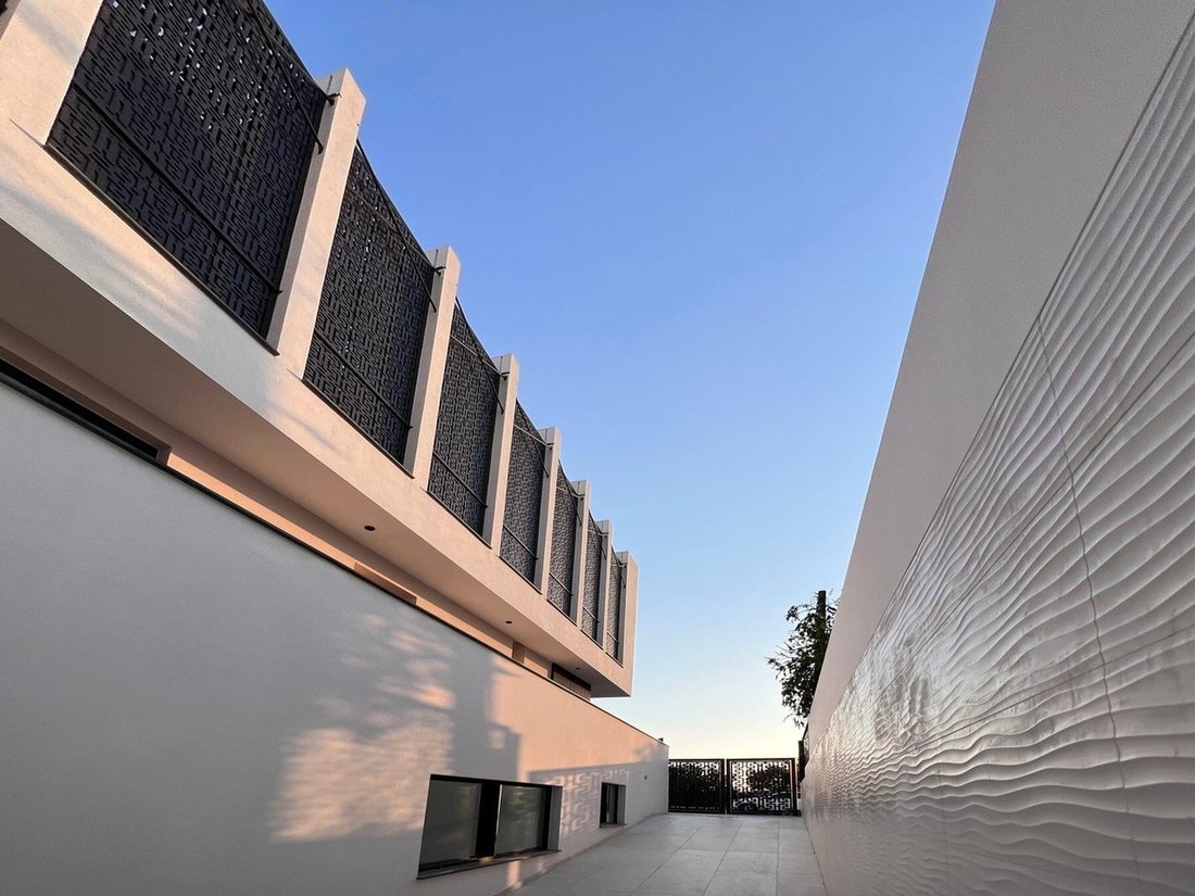 Luxury Seven Bedroom Mansion In The Nicosia In Latsia, Nicosia, Cyprus ...