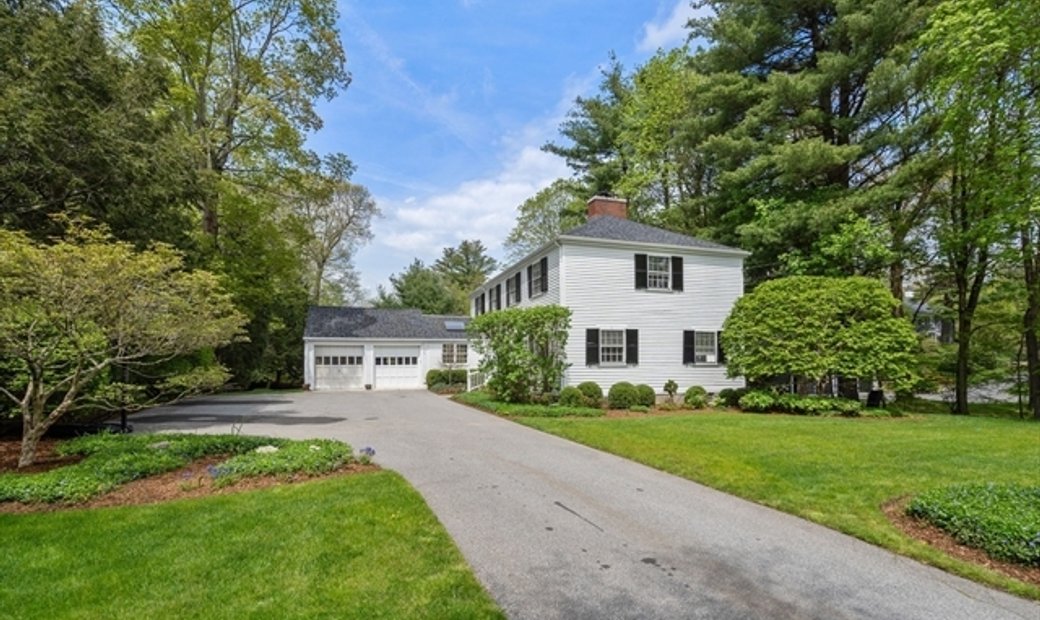 Fabulous Colonial Home With A In Weston, Massachusetts, United States ...