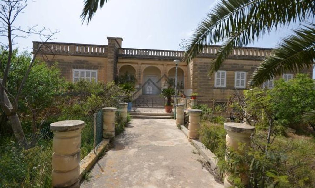 Detached Villa, Birzebbuga In Birżebbuġa, Malta For Sale (14325813)