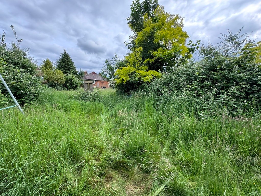 No Onward Chain *** Vc Estates In Basingstoke, England, United Kingdom ...