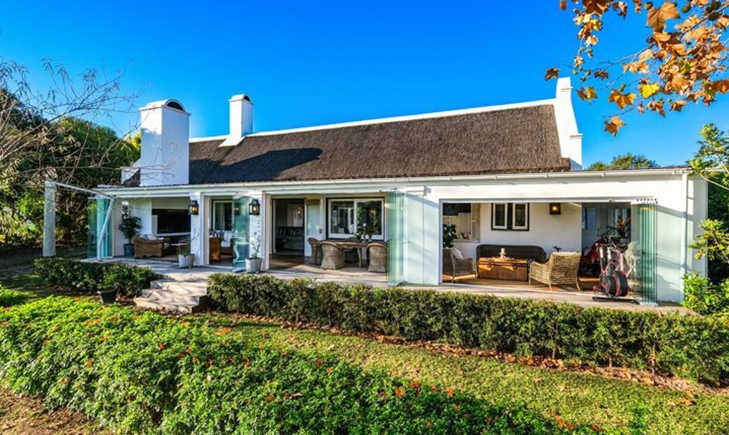 Delightful Family Cape Dutch Homestead In George, Western Cape, South ...