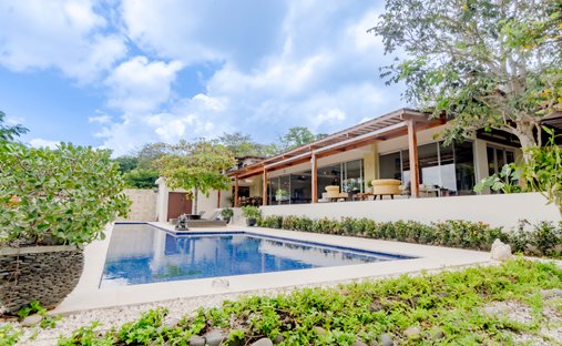 Luxury high altitude homes for sale in Ciudad Colón, San José Province ...