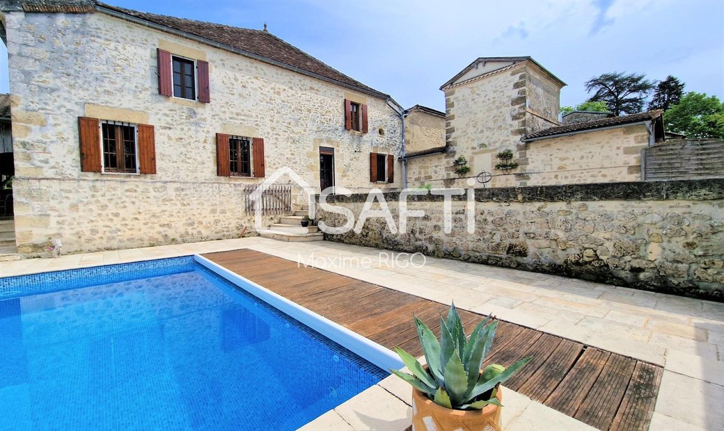 Maison 290m2 Avec Gîte Et Piscine In Marmande, Nouvelle Aquitaine ...