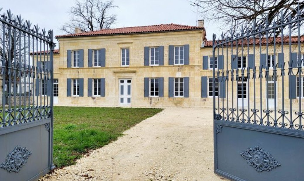 Mesnac Ancienne In Mesnac, Nouvelle Aquitaine, France For Sale (14341380)