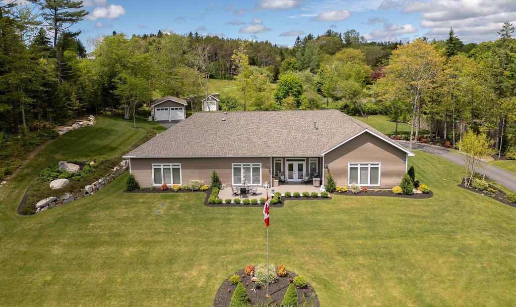 Executive Ranch Style Home In Chester Basin, Nova Scotia, Canada For ...