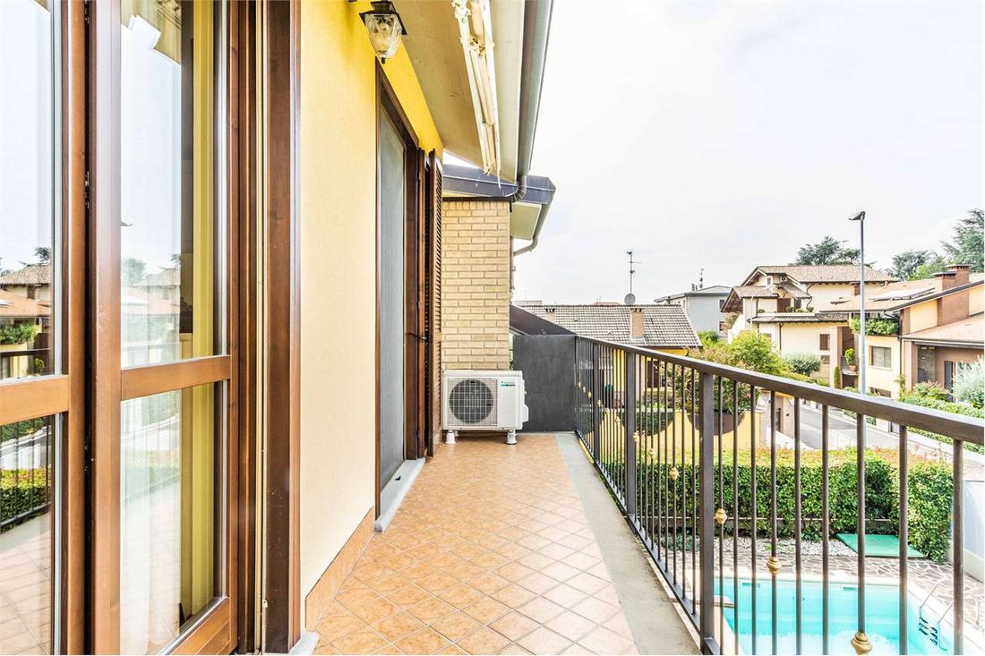 Villa A Roncello In Collebeato, Lombardy, Italy For Sale (14344313)