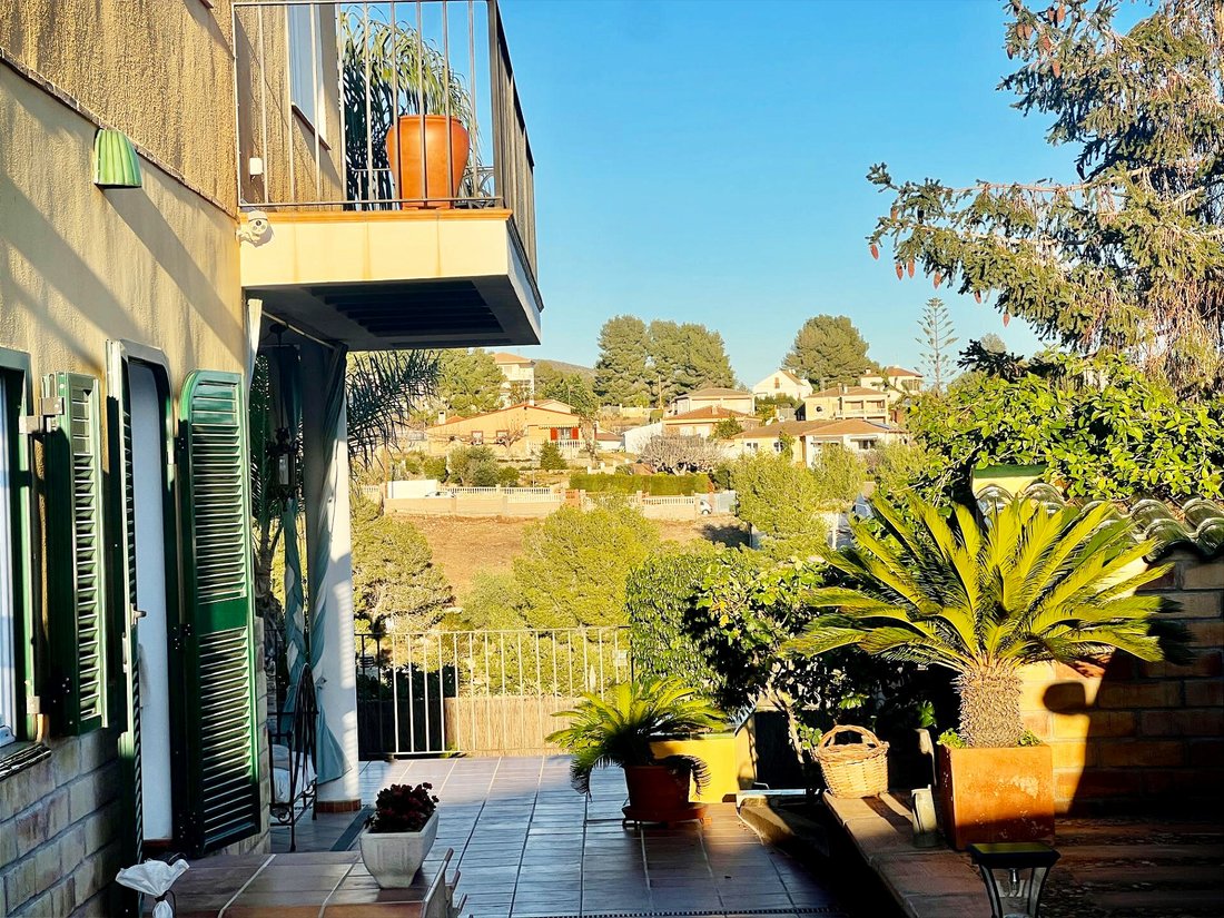 An Oasis Of Luxury And Art Awaits You In In Costa Cunit, Catalonia ...