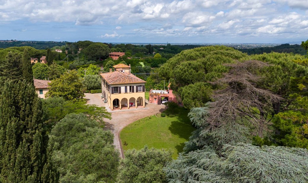 Villa Storica In Vendita A Crespina E Lorenzana, In Tripalle, Tuscany ...