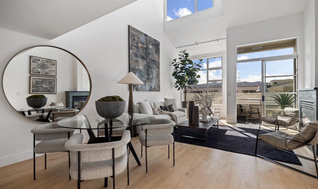 Spacious Three Level Loft With In San Francisco, California, United ...