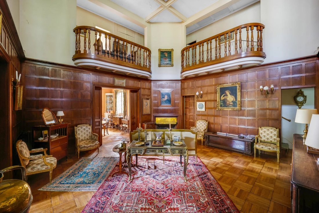 Garches House In Garches, île De France, France For Sale (14357208)