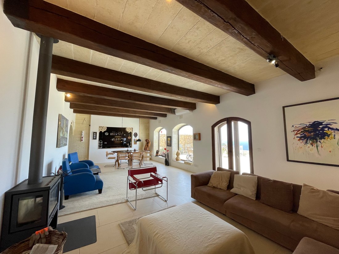 Stunning Cliff Edge House Of Character In Haz Zebbug, Malta For Sale ...