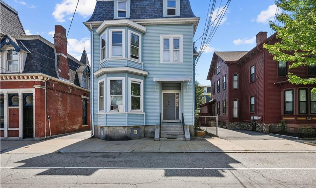 6 Bedrooms Multi Family Home In Providence, Rhode Island, United States ...