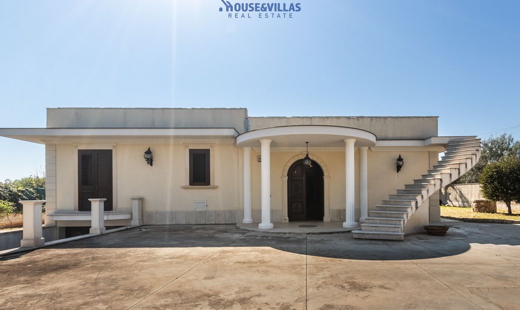 Villa 350 M From The Sea In C.Da Falaride In Avola In Avola, Sicily ...
