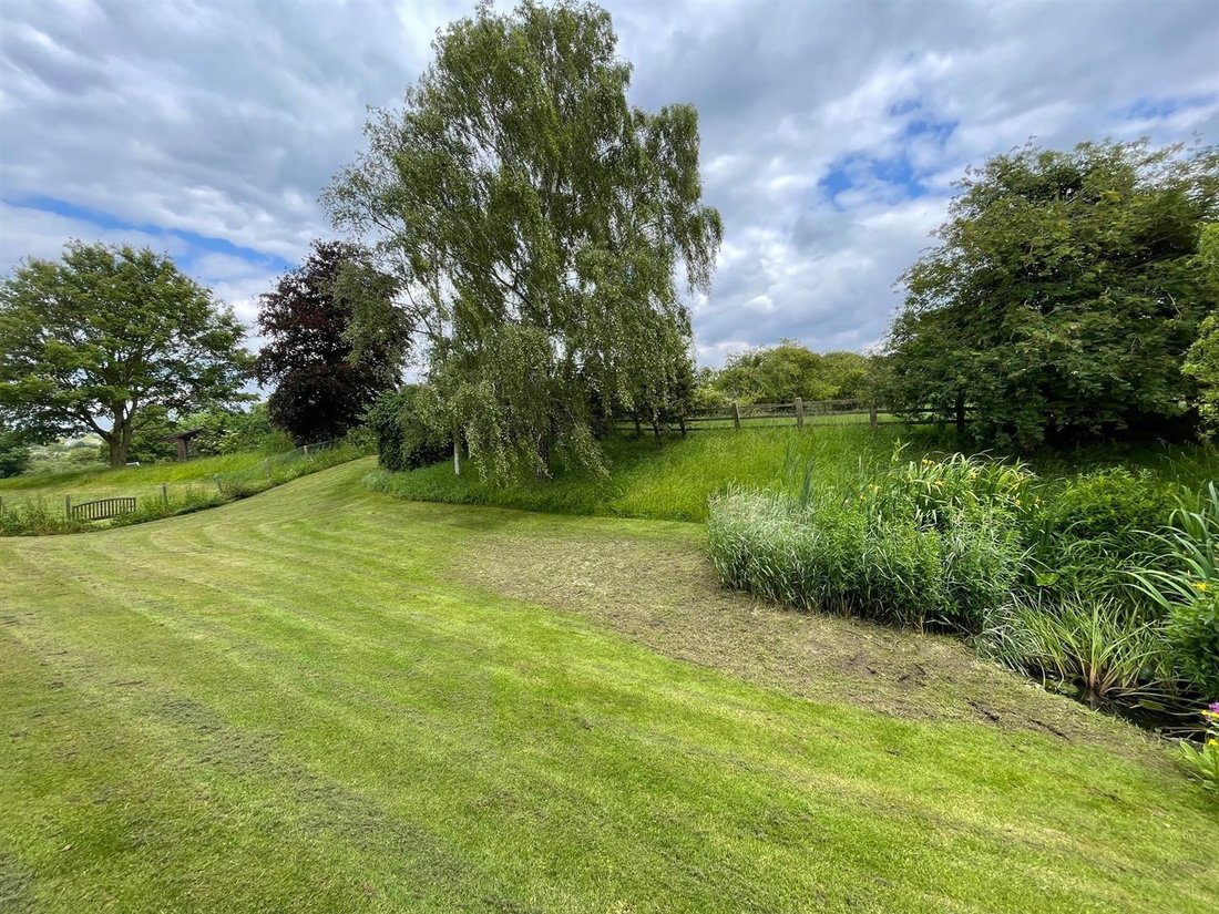 5 Bedroom House For Sale In Lavendon In Lavendon, England, United ...