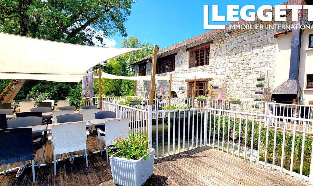 Sarl Leasehold Restaurant Buildings In Condac, Nouvelle Aquitaine ...