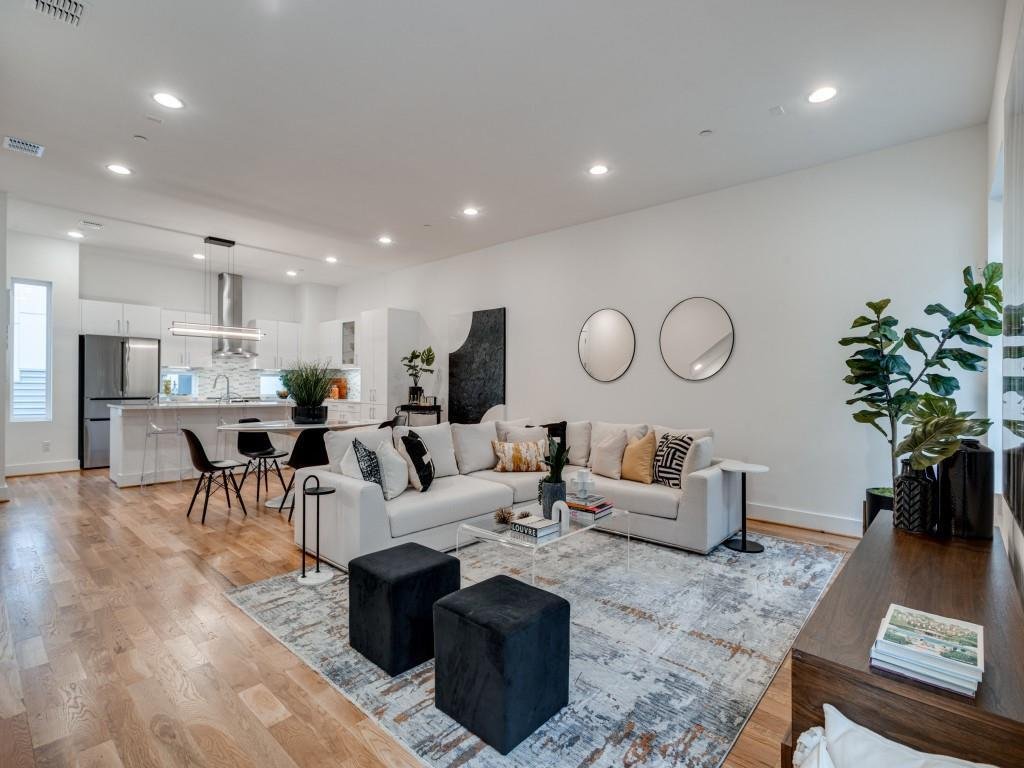 Condo Dallas In Dallas, Texas, United States For Rent (14387932)