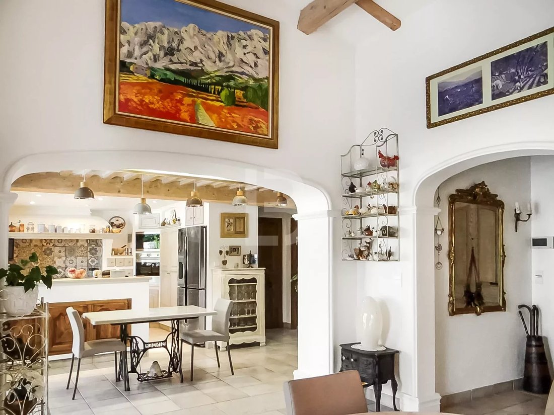 Stunning Provençale Style Villa In Mougins, Provence Alpes Côte D'azur ...