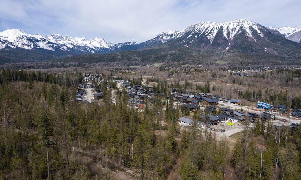 Stunning Mountain View Estate Lot In Fernie, British Columbia, Canada ...