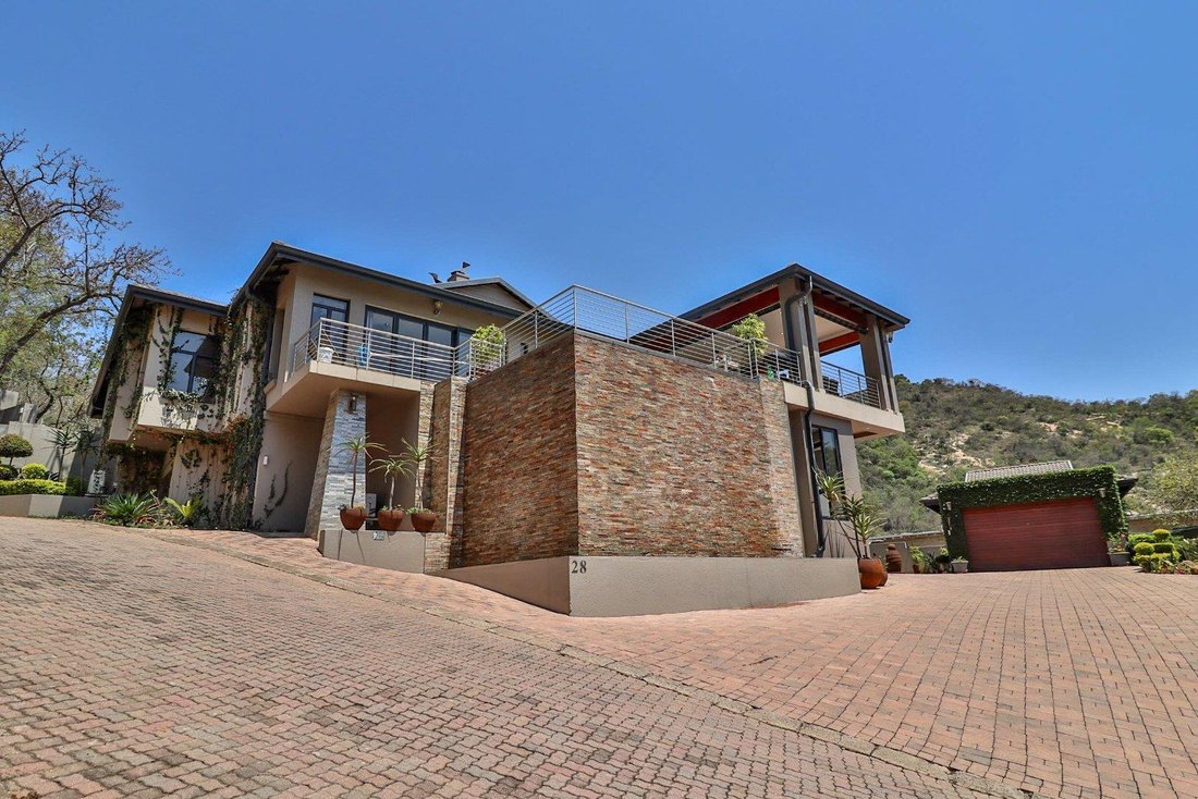 Lovely Family Home In Upmarket Estate For In Mbombela, Mpumalanga ...