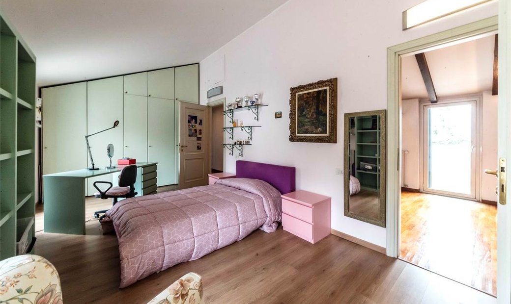 Inverigo Grande Villa Singola Con Piscina In Inverigo, Italy For Sale ...