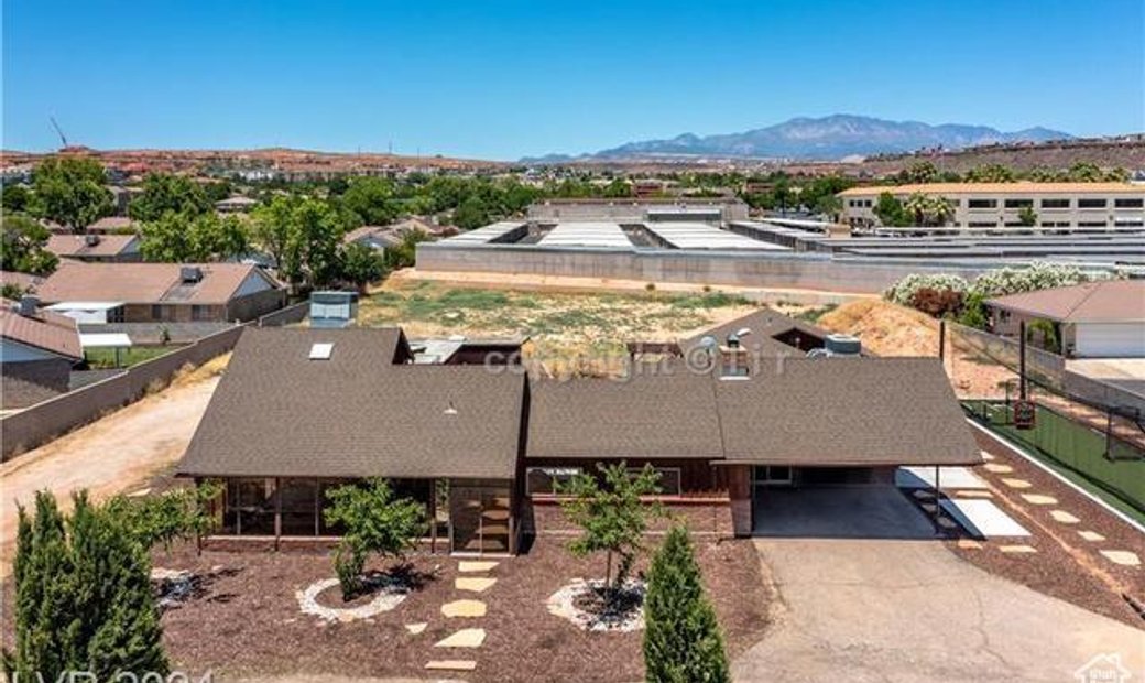 5 Bedrooms Single Family Detached In St. George, Utah, United States ...