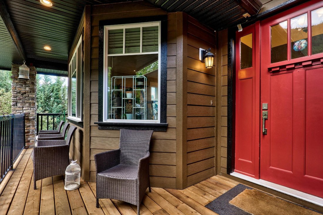 Must See Level Entry Home In Juniper In Kamloops, British Columbia ...