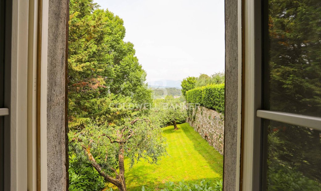 , Rustic/House/Court For Sale In Puegnago Sul Garda, In Raffa, Lombardy ...