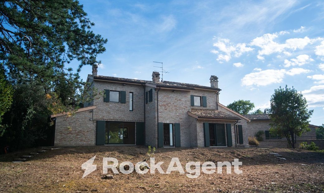 Pesaro House Villa In Marche, Italy For Sale (14414532)
