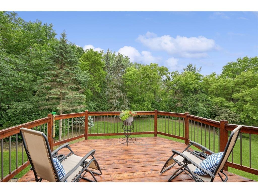 Walk Out Rambler Set In An Executive In Wayzata, Minnesota, United ...