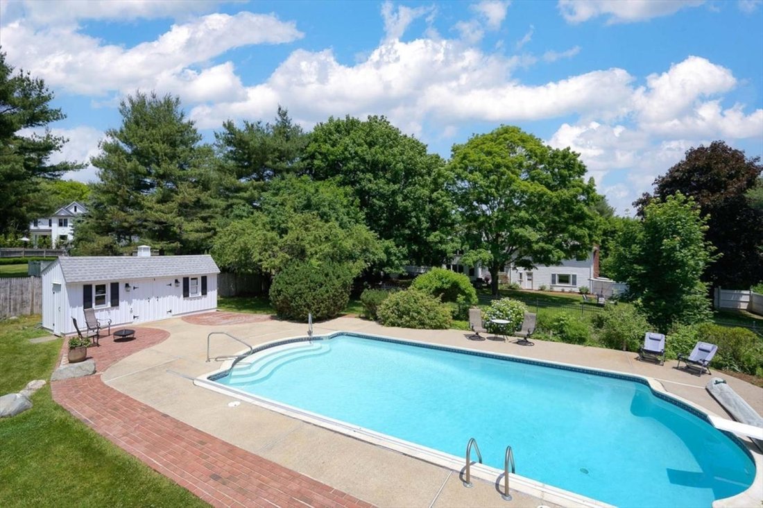 153 Weatherbee Drive In Westwood, Massachusetts, United States For Sale ...