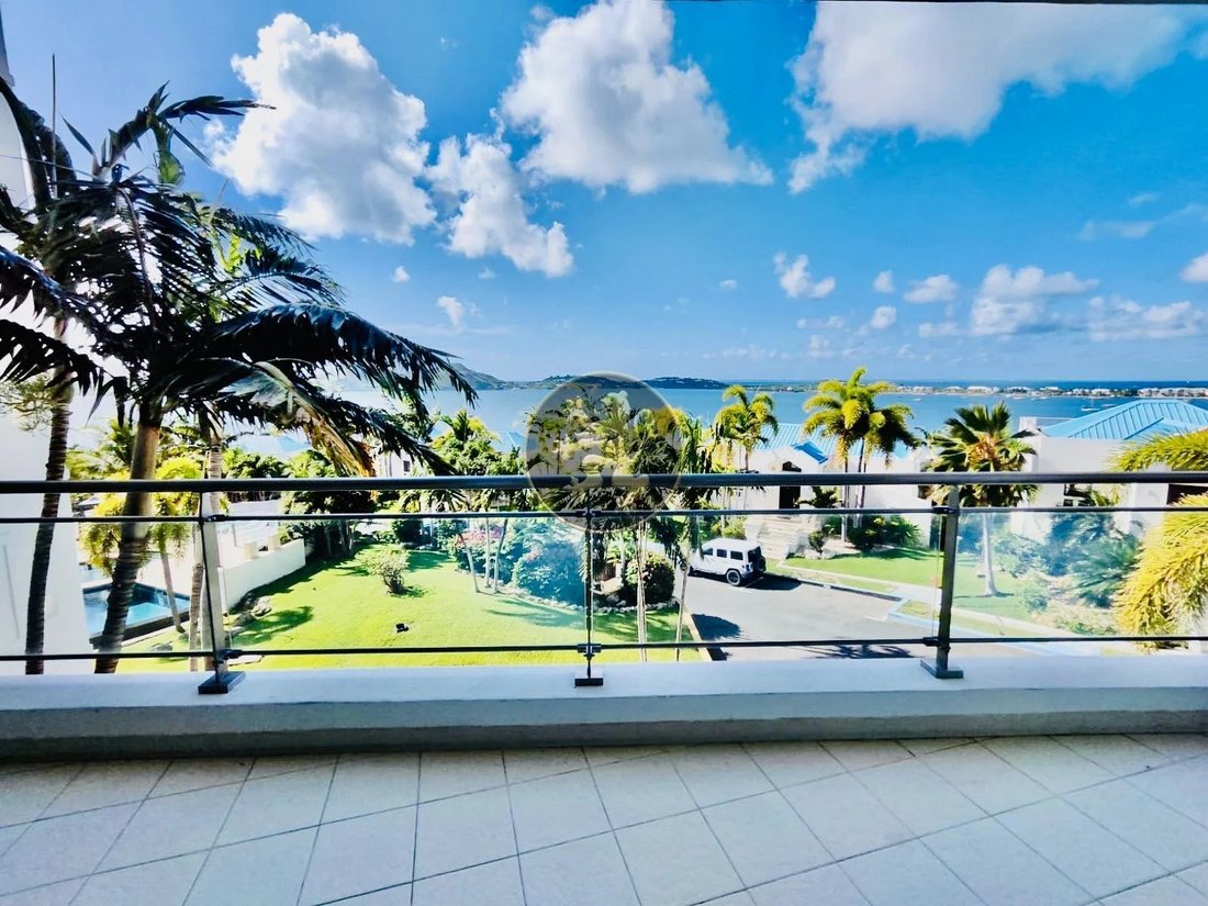 Luxurious Condo With Stunning Water Views Sint In Simpson Bay, Sint ...
