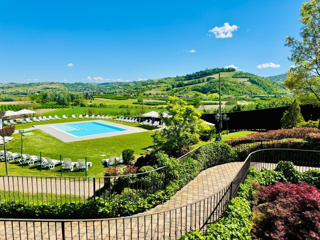 Farmhouse With Vineyards In The Heart Of In Montferrat, Piedmont, Italy ...