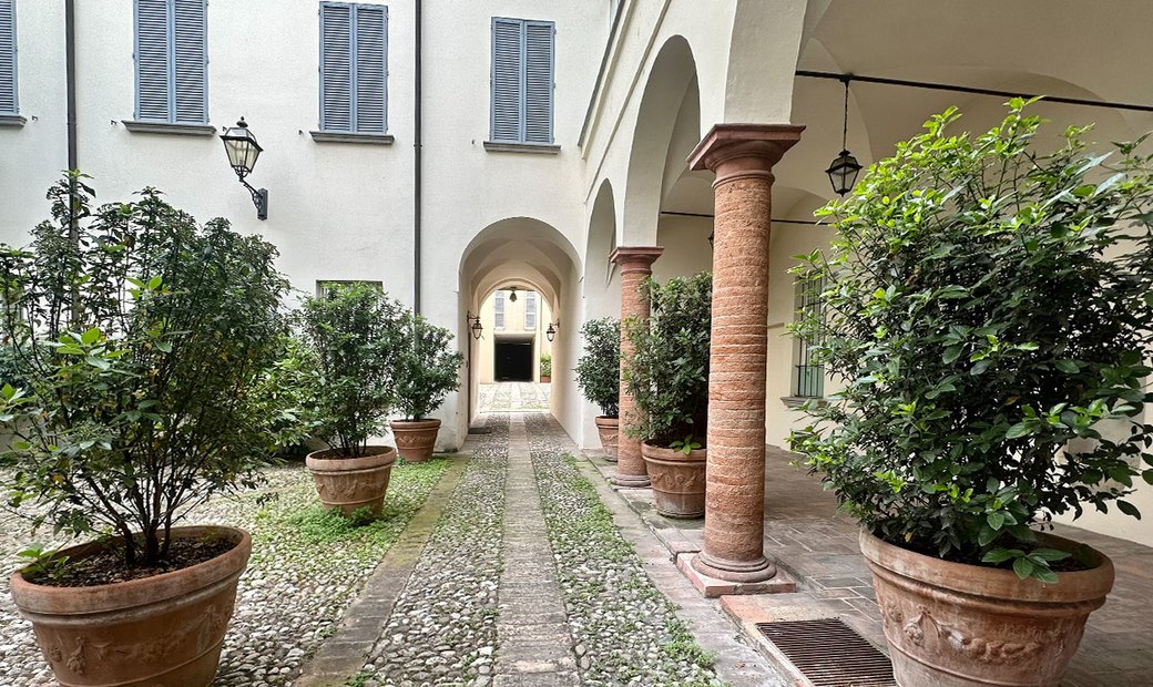 Ampio Bilocale In Via Spinola In Parma, Emilia Romagna, Italy For Sale ...