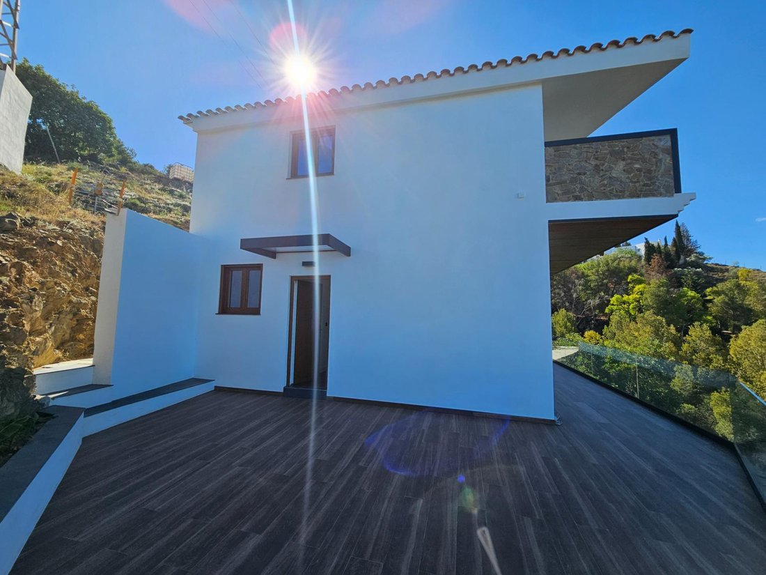 Málaga Villa In Málaga, Andalusia, Spain For Sale (14431023)