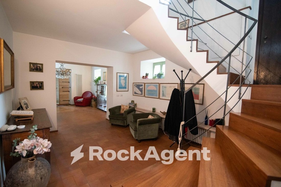 Fossombrone House Villa In Marche, Italy For Sale (14425714)