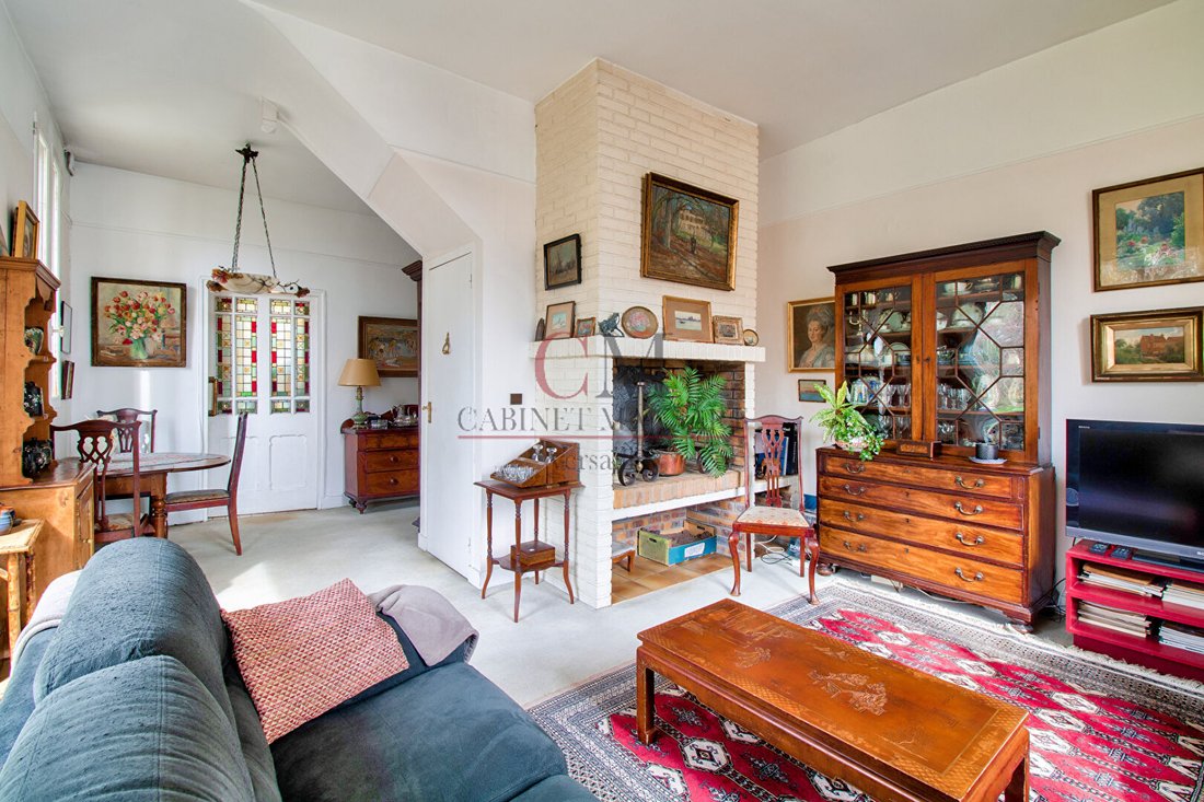 Maison Versailles In Versailles, île De France, France For Sale (14432071)