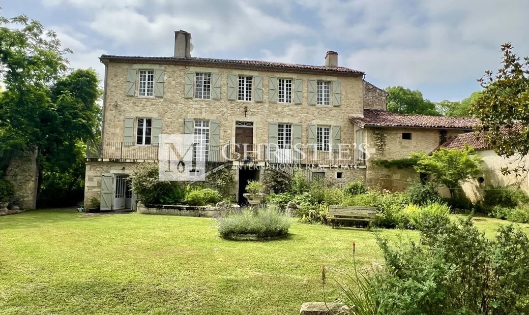 For Sale Historic Chateau Close To Vic In Vic Fezensac, Occitanie ...