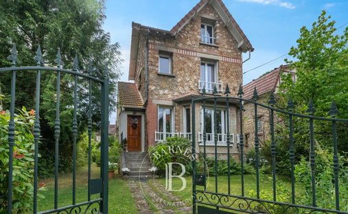 Luxury homes for sale in Chatou, Île-de-France, France | JamesEdition