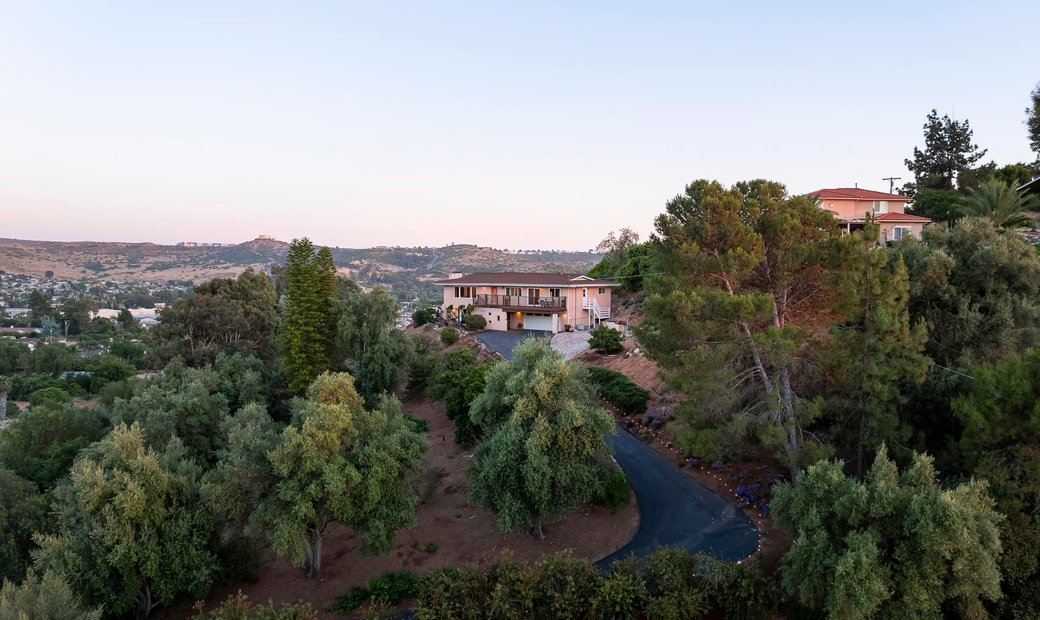 Hilltop Location With Unparalleled In Poway, California, United States ...