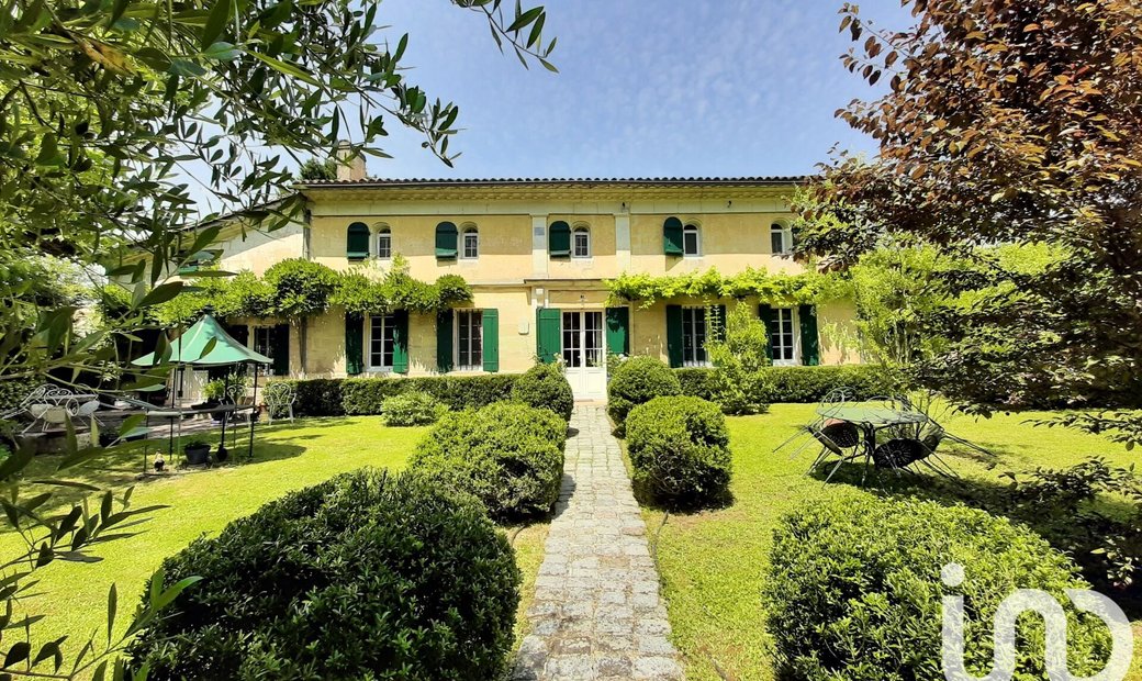 Vente Maison De Campagne In Les Artigues De Lussac, Nouvelle Aquitaine ...