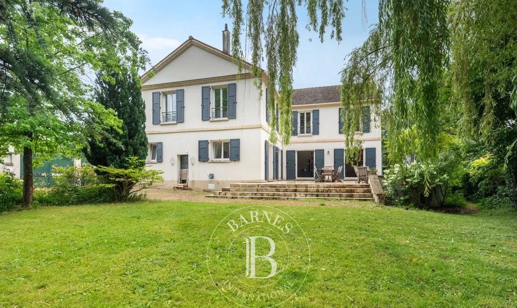 Chatou House In Chatou, île De France, France For Sale (14446945)