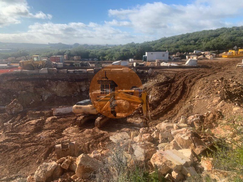 Lioz Stone Quarry, Licensed And In In Almargem Do Bispo, Lisbon ...